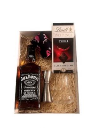 Whiskey Gift Pack | Its Love Gifts